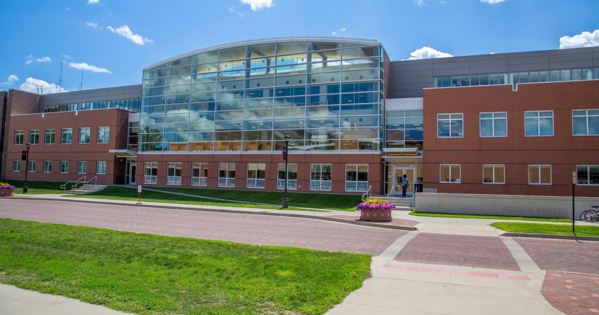 Noyce Science Center | Grinnell College